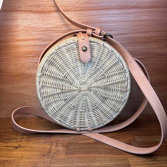 Bags | Universal Thread Rattan 8 Round Crossbody Straw Bag Purse | Poshmark